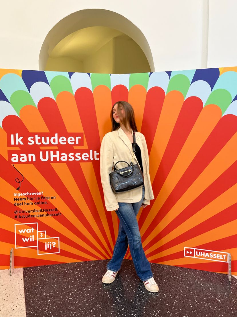 Thara Monteleone on LinkedIn: Excited to start studying law at UHasselt Thara Monteleone on LinkedIn: Excited to start studying law at UHasselt