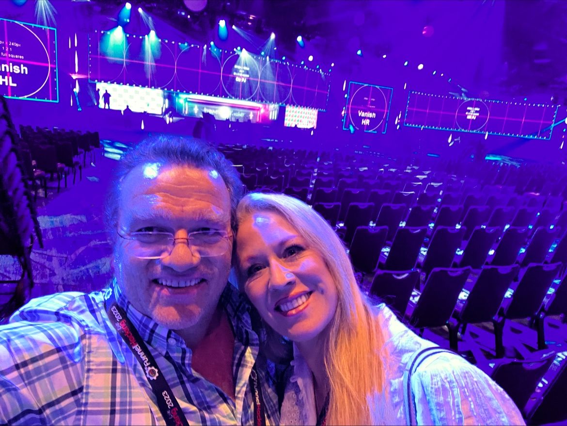 Anric Blatt on LinkedIn: It’s sooo weird going to Live | in person ... Anric Blatt on LinkedIn: It’s sooo weird going to Live | in person ...