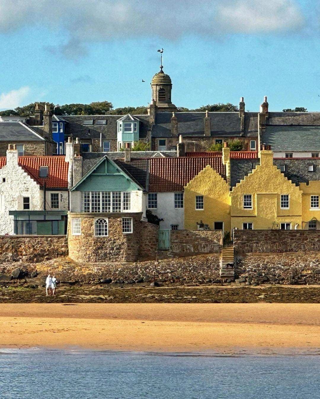 Dmitry Kucheryuk on LinkedIn: Beautiful beach & houses at Ellie, Fife… Dmitry Kucheryuk on LinkedIn: Beautiful beach & houses at Ellie, Fife…