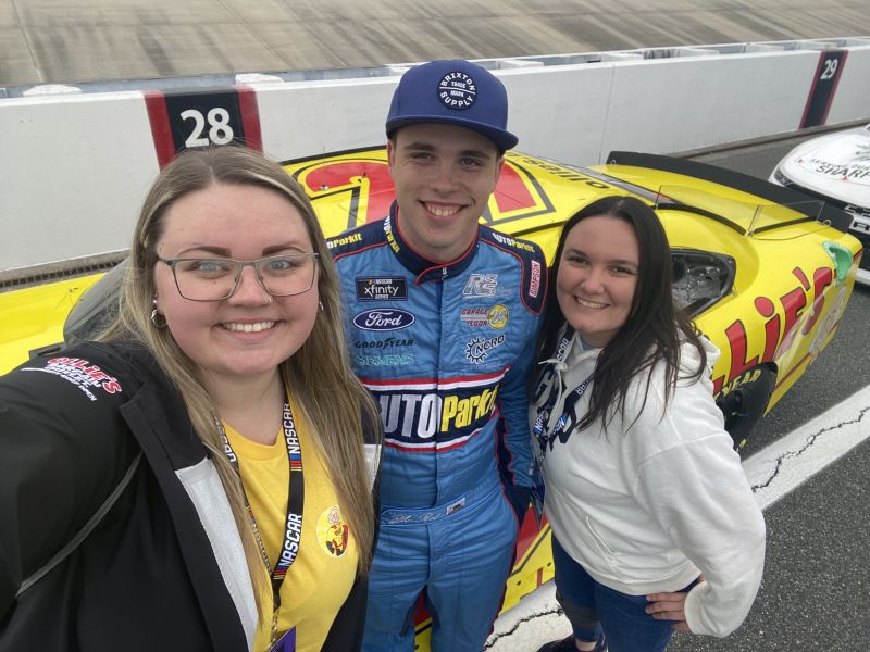 Alexis Garber on LinkedIn: Did anyone else see the bright yellow Ollie ... Alexis Garber on LinkedIn: Did anyone else see the bright yellow Ollie ...
