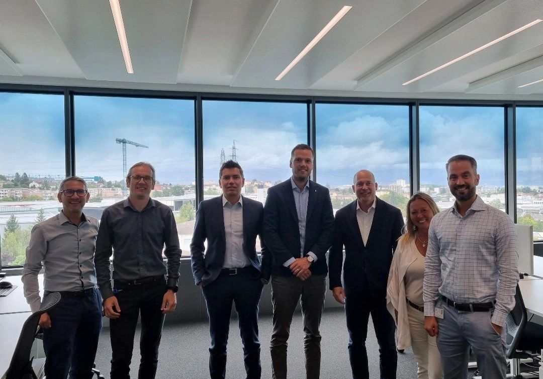 Robert Kavan on LinkedIn: #swisscom #vmware #triplewin Robert Kavan on LinkedIn: #swisscom #vmware #triplewin
