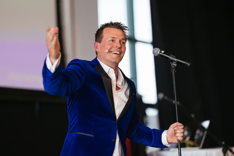 Henrik Mathiasen på LinkedIn: ”Har du været sur i 4 år??? Pas dog på ... Henrik Mathiasen på LinkedIn: ”Har du været sur i 4 år??? Pas dog på ...
