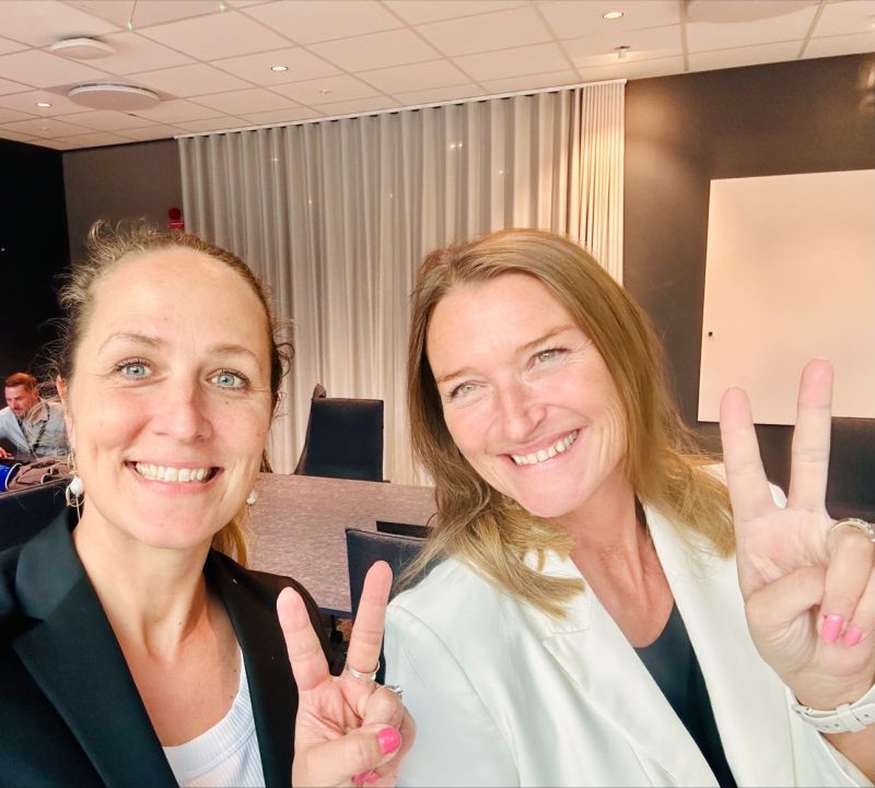 Zanne Burø on LinkedIn: Onboarding this amazing power woman Tina ... Zanne Burø on LinkedIn: Onboarding this amazing power woman Tina ...