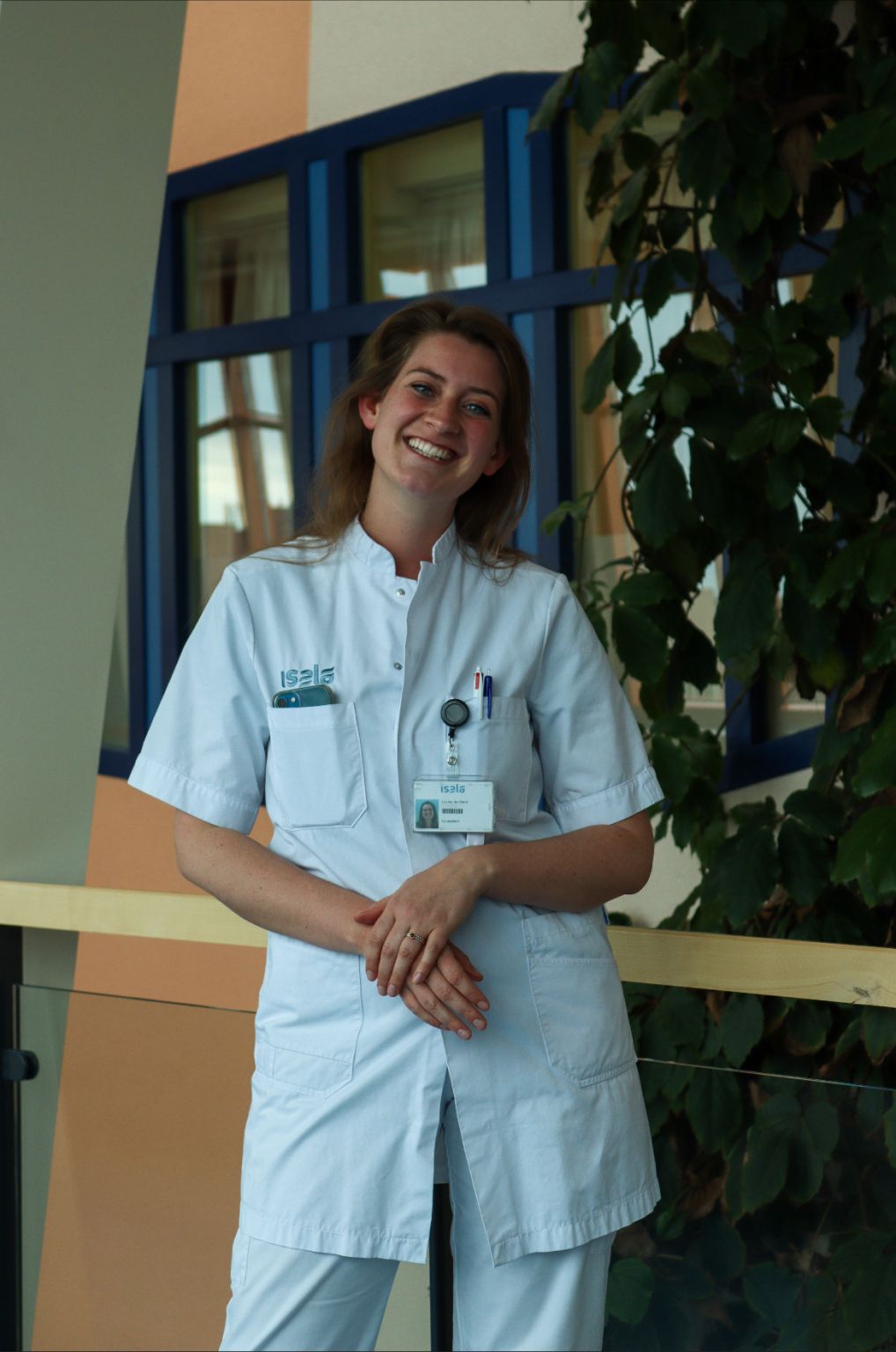 Lou van der Starre op LinkedIn: Dokter van der Starre 👩🏽⚕️ Na 6,5 jaar ... Lou van der Starre op LinkedIn: Dokter van der Starre 👩🏽⚕️ Na 6,5 jaar ...