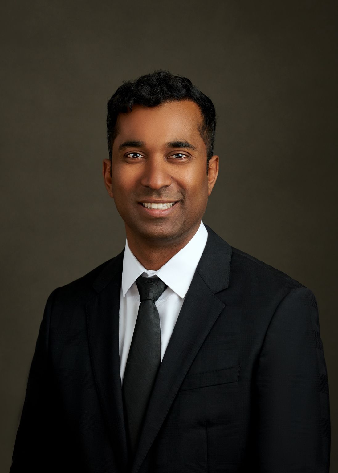 Suresh Sriskandarajah JD, MBA, PEng on LinkedIn: #lawyer #engineer #realtor Suresh Sriskandarajah JD, MBA, PEng on LinkedIn: #lawyer #engineer #realtor