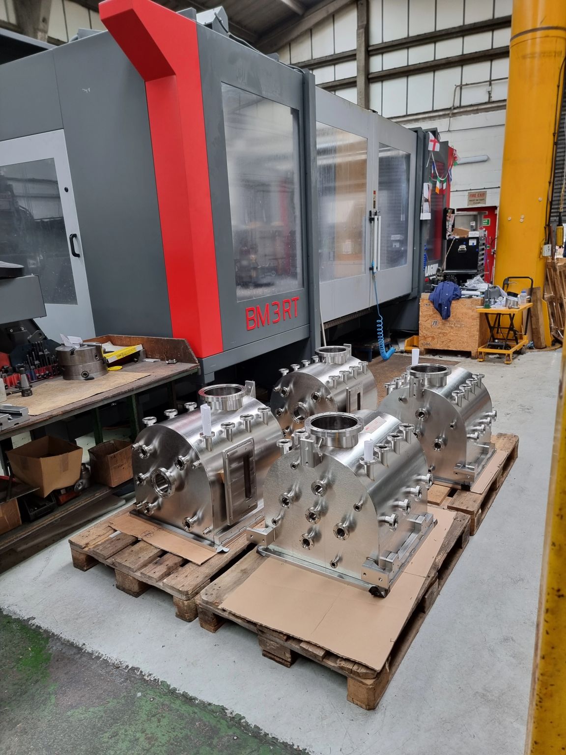 Paul Lennard on LinkedIn: UHV Vessels finished machined on our 4 plus ... Paul Lennard on LinkedIn: UHV Vessels finished machined on our 4 plus ...