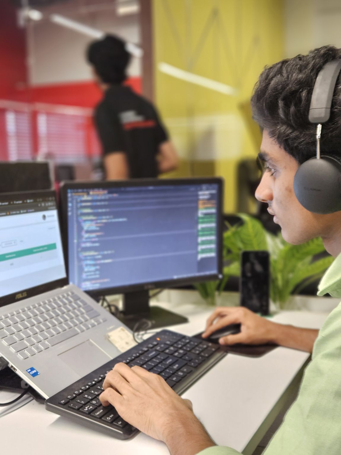 Shahzad Ahamad on LinkedIn: #coding #programming #developer #mernstack ... Shahzad Ahamad on LinkedIn: #coding #programming #developer #mernstack ...