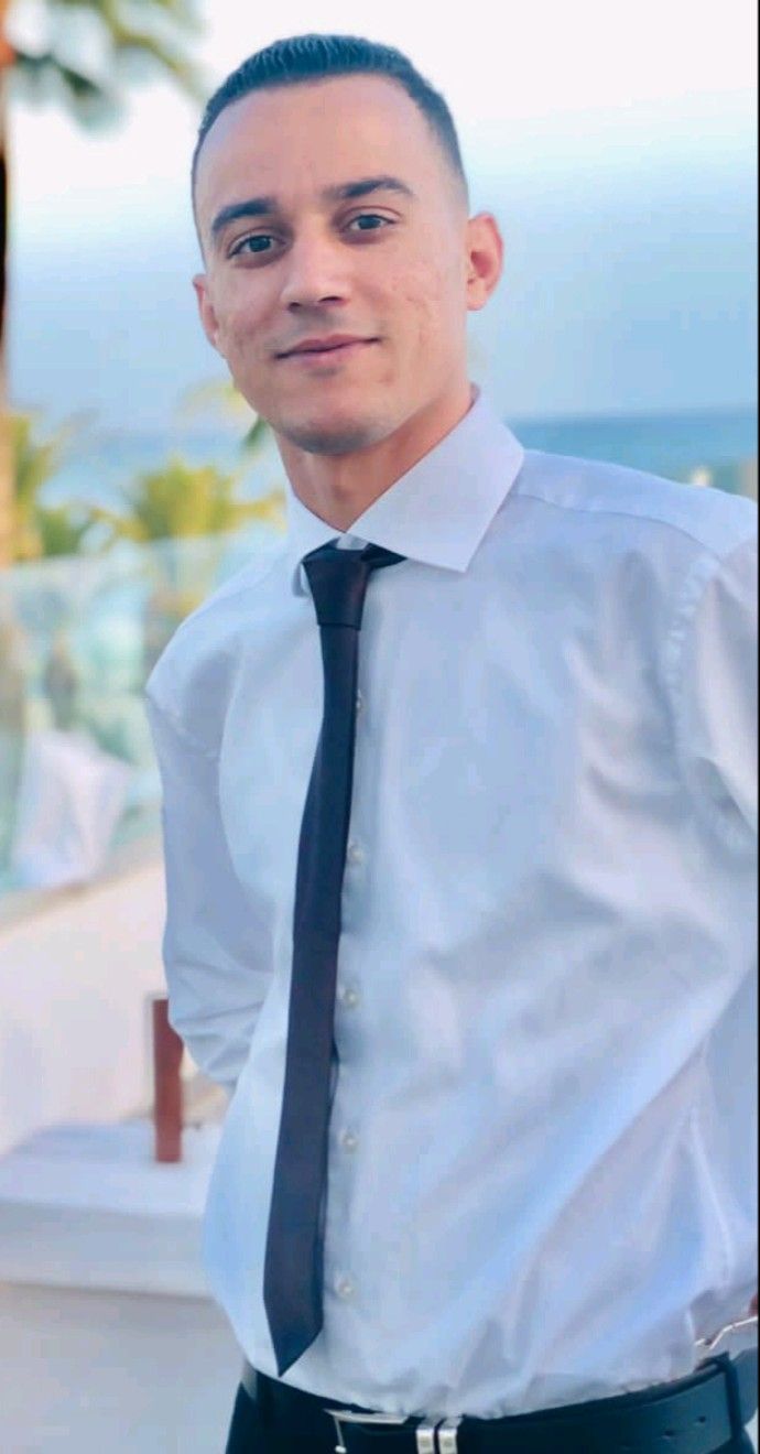 Jbeli Hamza posted on LinkedIn Jbeli Hamza posted on LinkedIn