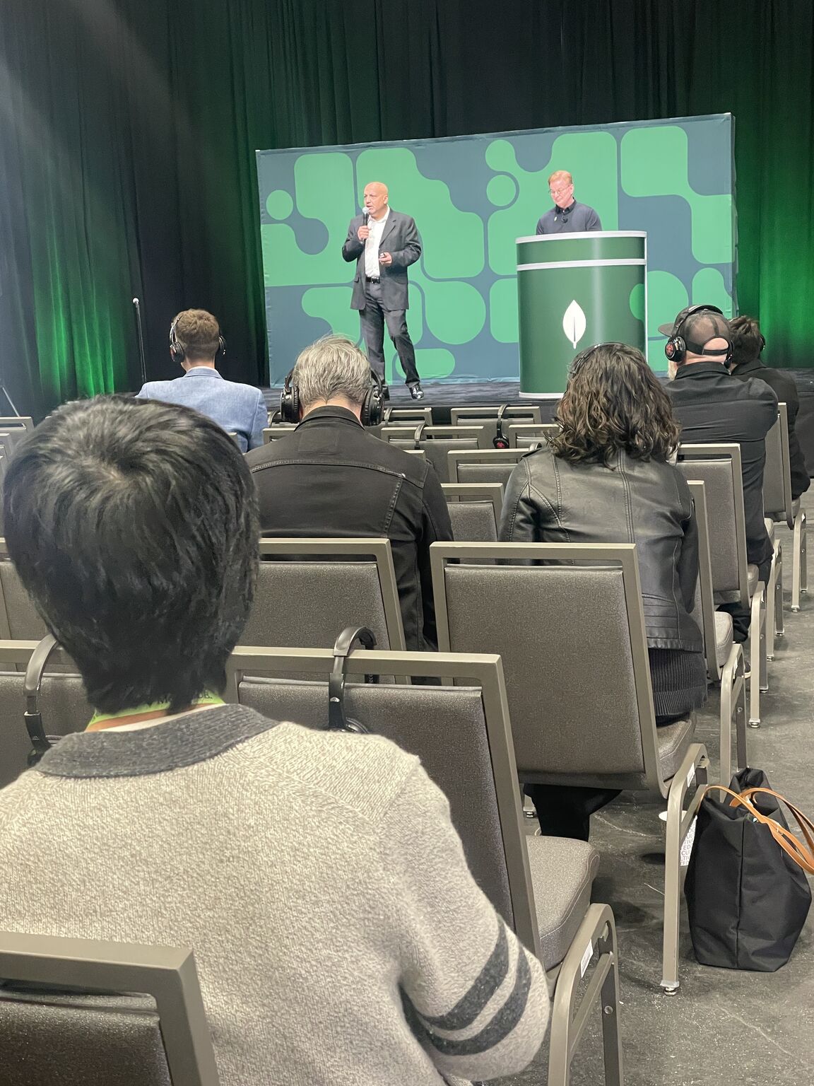 Deven Wagle on LinkedIn: #mongodb #azure #microsoft #genai #analytics ... Deven Wagle on LinkedIn: #mongodb #azure #microsoft #genai #analytics ...
