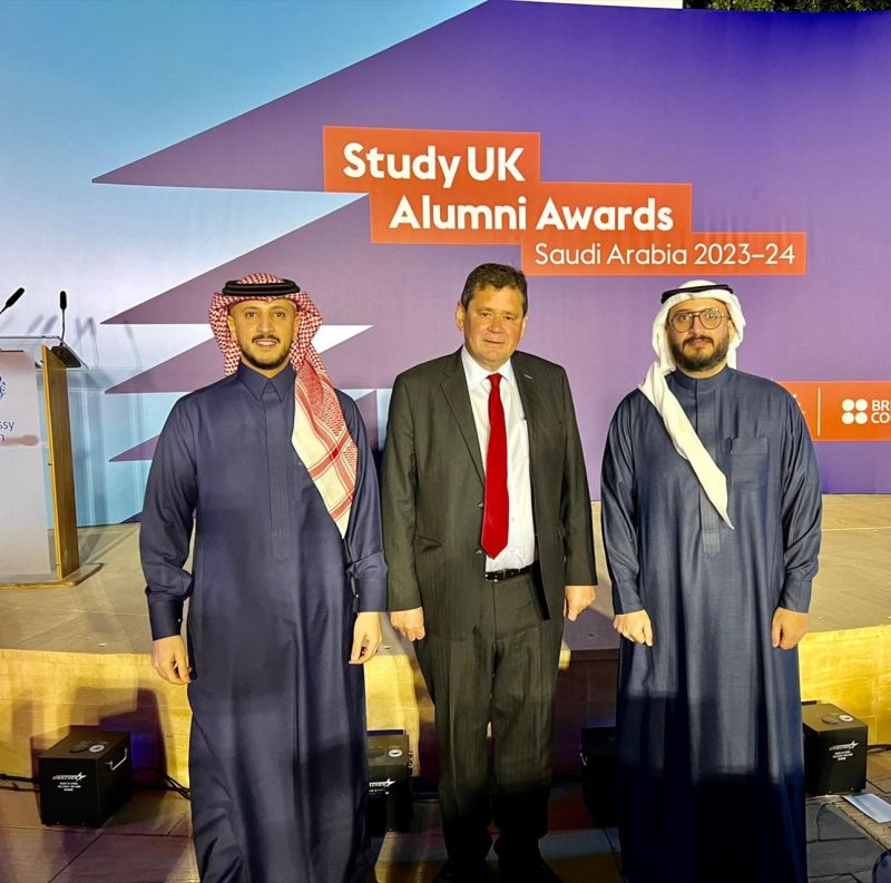Mostafa Saeed على LinkedIn: تشرفت بحضور حفل جوائز خريجي المملكة المتحدة ... Mostafa Saeed على LinkedIn: تشرفت بحضور حفل جوائز خريجي المملكة المتحدة ...
