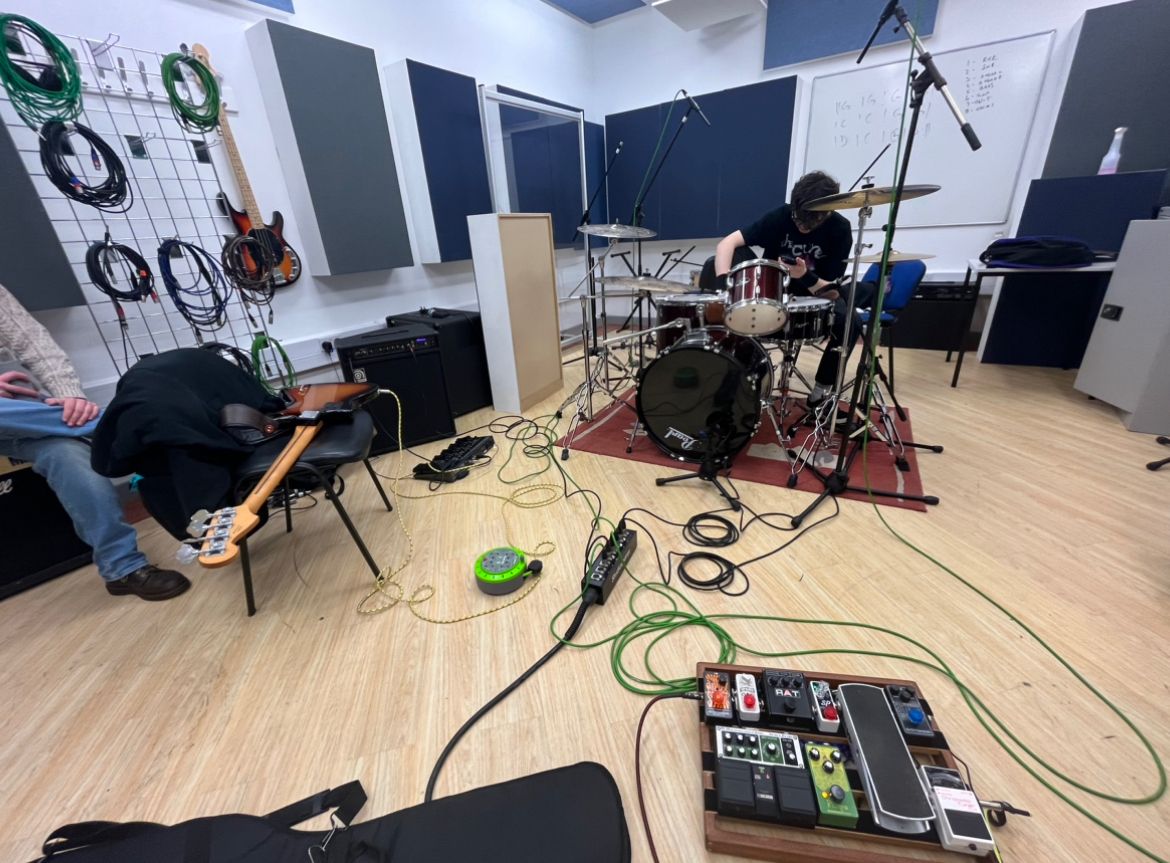 Kieran Donoghue on LinkedIn: Studio recording for my bands song ... Kieran Donoghue on LinkedIn: Studio recording for my bands song ...