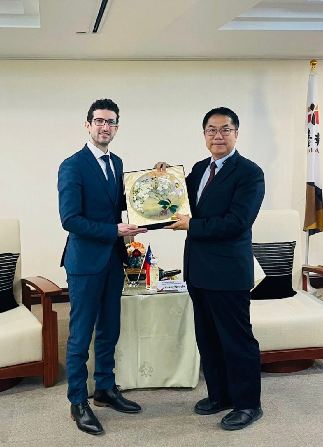 Mohamed Ridouani op LinkedIn: In Taiwan op verzoek van de stad Taipei ... Mohamed Ridouani op LinkedIn: In Taiwan op verzoek van de stad Taipei ...