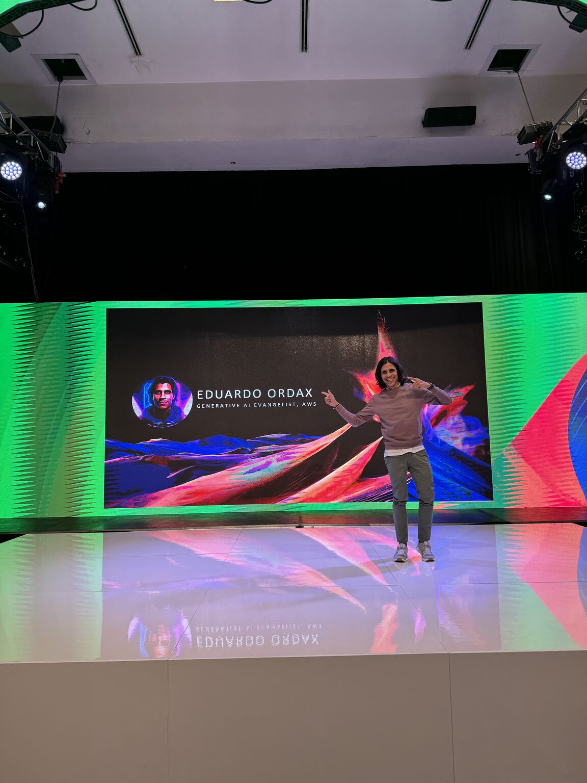 Eduardo Ordax on LinkedIn: #ai #aws #summit #genai Eduardo Ordax on LinkedIn: #ai #aws #summit #genai