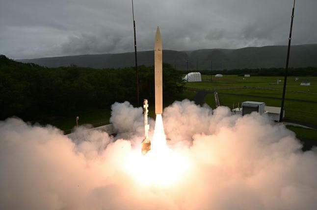 Romain ASAMA on LinkedIn: US Army and US Navy test common hypersonic ... Romain ASAMA on LinkedIn: US Army and US Navy test common hypersonic ...