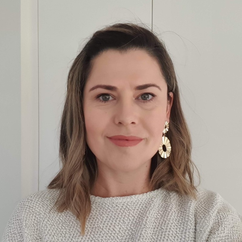 Karien van der Merwe - Transactions Officer - Jurlique | LinkedIn Karien van der Merwe - Transactions Officer - Jurlique | LinkedIn