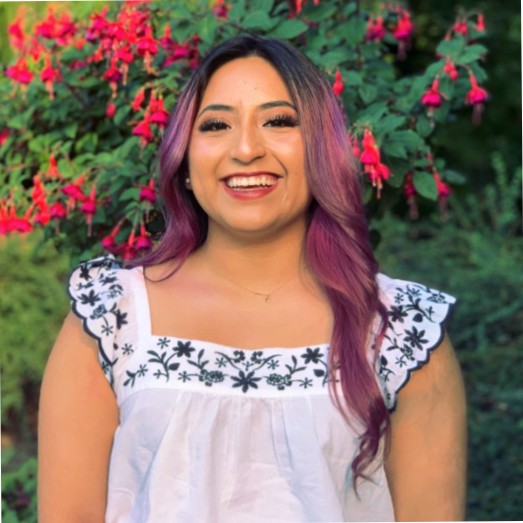 Evelyn Montes Sobal - Food Server - Overlake Golf & Country Club | LinkedIn Evelyn Montes Sobal - Food Server - Overlake Golf & Country Club | LinkedIn