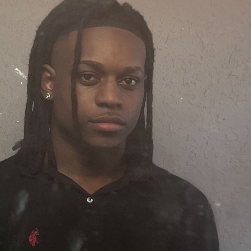 D'Angelo Wallace - Valet - TownPark Crossing Apartments | LinkedIn D'Angelo Wallace - Valet - TownPark Crossing Apartments | LinkedIn