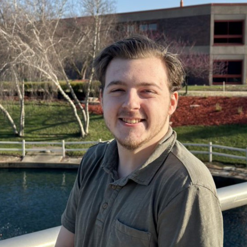 Donovan McKinney - IT Student Center Staff - Waukesha County Technical ... Donovan McKinney - IT Student Center Staff - Waukesha County Technical ...