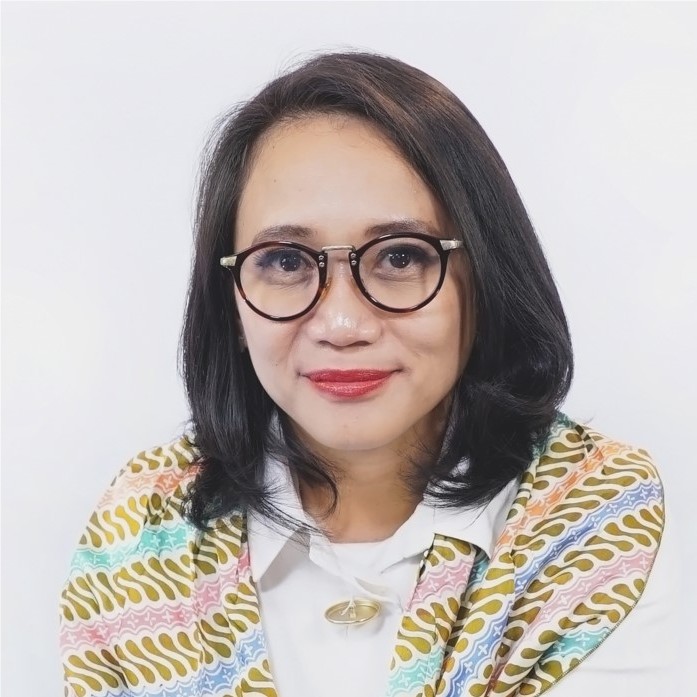 Dewi Meisari Haryanti - Founder and Chief Editor - ukmindonesia.id ... Dewi Meisari Haryanti - Founder and Chief Editor - ukmindonesia.id ...