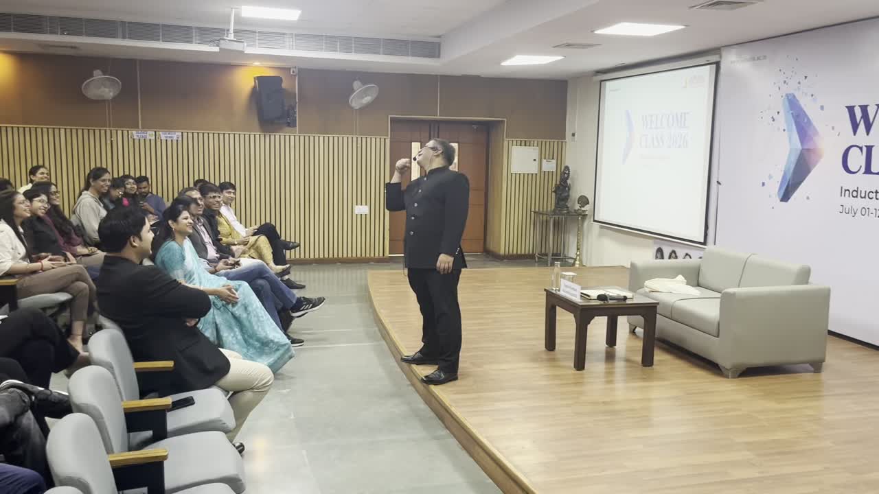 Yuvraj Singh Chouhan on LinkedIn: In a session brimming with laughter ... Yuvraj Singh Chouhan on LinkedIn: In a session brimming with laughter ...
