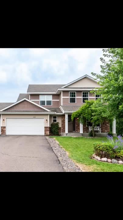 Whitney Meester on LinkedIn: 💥 NEW LAKEVILLE LISTING 💥 Showings begin ... Whitney Meester on LinkedIn: 💥 NEW LAKEVILLE LISTING 💥 Showings begin ...
