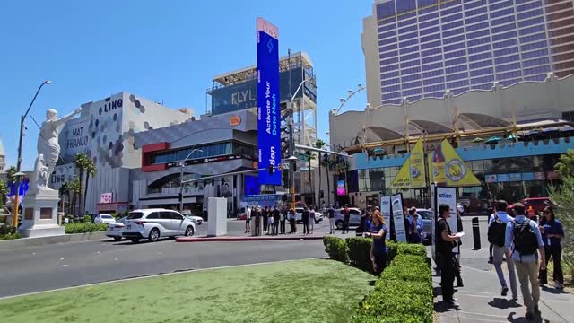Juhaina Javed on LinkedIn: #snowflakesummit Juhaina Javed on LinkedIn: #snowflakesummit