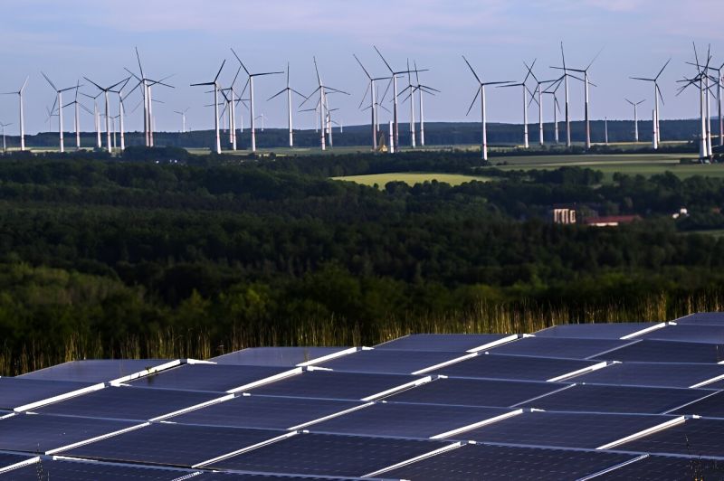 Tech Xplore on LinkedIn: Renewables overproduction turns electricity ... Tech Xplore on LinkedIn: Renewables overproduction turns electricity ...
