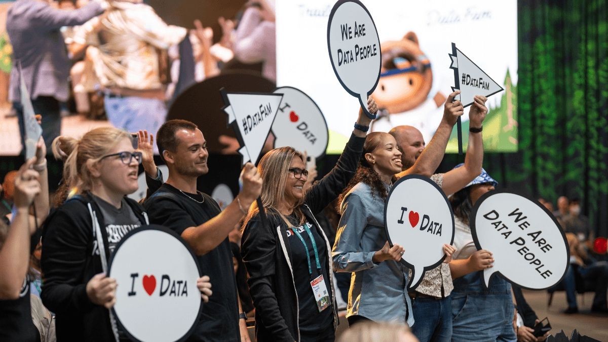 Girish Tekwani on LinkedIn: 5 Reasons Why Data Pros—Like You—Should ... Girish Tekwani on LinkedIn: 5 Reasons Why Data Pros—Like You—Should ...