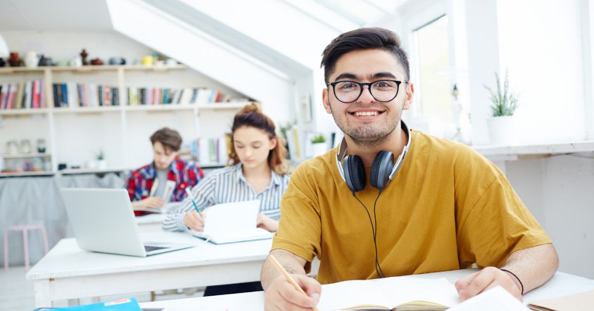 London School of Business and Research (LSBR) on LinkedIn: Igniting ... London School of Business and Research (LSBR) on LinkedIn: Igniting ...