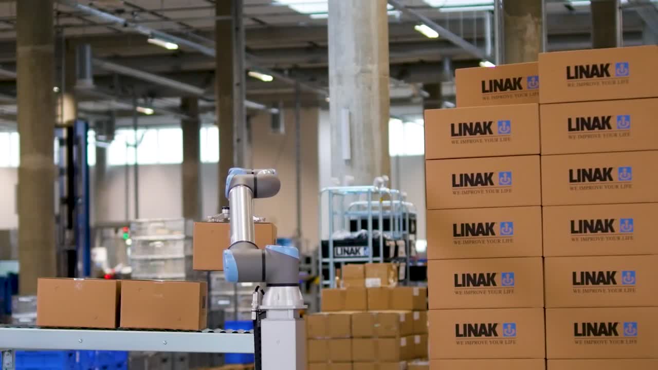 LINAK Australia & New Zealand on LinkedIn: LINAK COBOT Lifting column ... LINAK Australia & New Zealand on LinkedIn: LINAK COBOT Lifting column ...