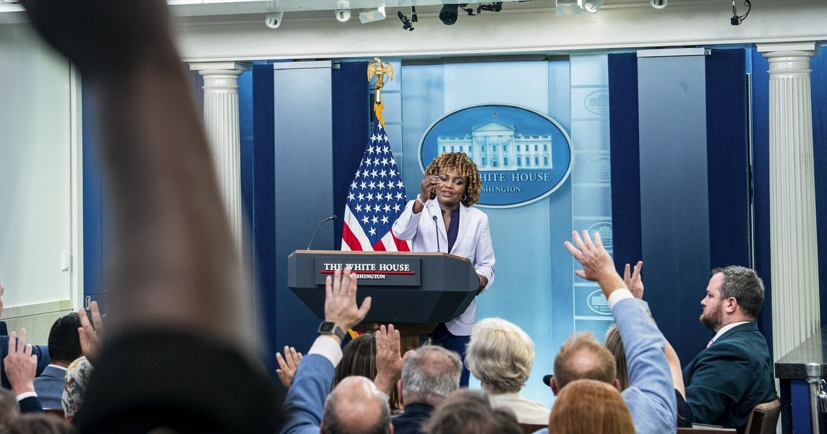 The Daily Mail News Today on LinkedIn: White House briefing devolves ... The Daily Mail News Today on LinkedIn: White House briefing devolves ...