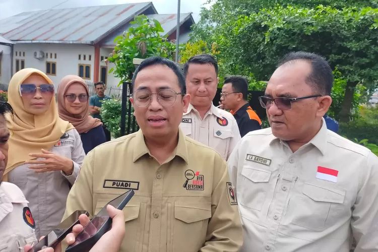 MOESLIM CHOICE on LinkedIn: Soroti Pencatutan Panwascam DKI Jakarta ... MOESLIM CHOICE on LinkedIn: Soroti Pencatutan Panwascam DKI Jakarta ...