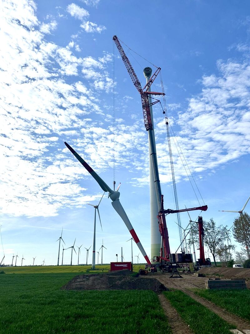 Mammoet on LinkedIn: #mammoet #onshorewind #repowering Mammoet on LinkedIn: #mammoet #onshorewind #repowering