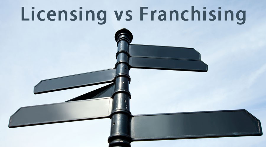 Licensing Business Model vs Franchising: A Comparison Licensing Business Model vs Franchising: A Comparison