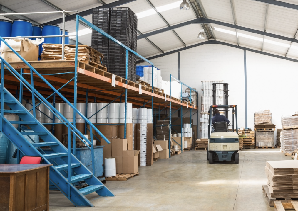 Maximizing Space and Efficiency: A Guide to Mezzanines for Warehouse ... Maximizing Space and Efficiency: A Guide to Mezzanines for Warehouse ...