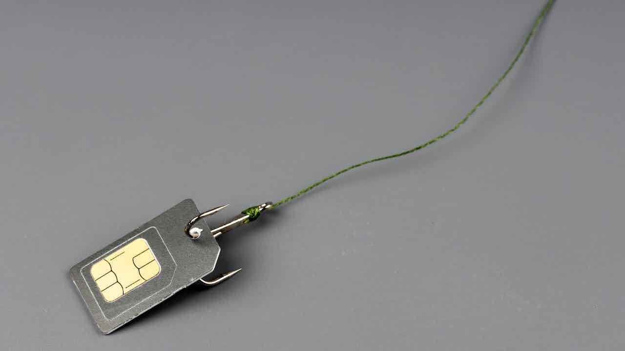 Thousands lost in SIM-swapping attack Thousands lost in SIM-swapping attack