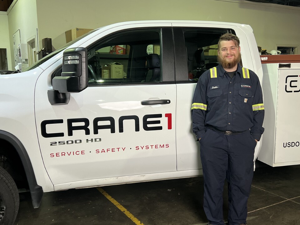 5 Tips for Selecting the Right Overhead Crane Repair Company 5 Tips for Selecting the Right Overhead Crane Repair Company