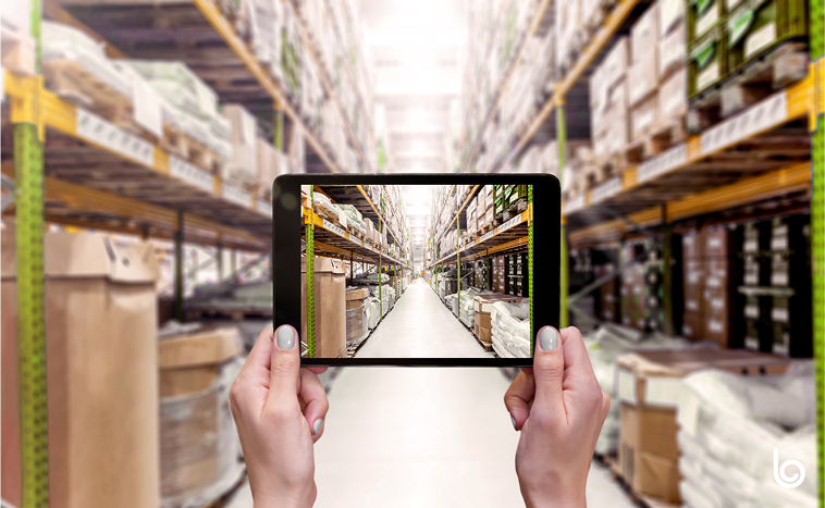 Small Businesses – The Pros and Cons of Partnering with a 3PL Small Businesses – The Pros and Cons of Partnering with a 3PL