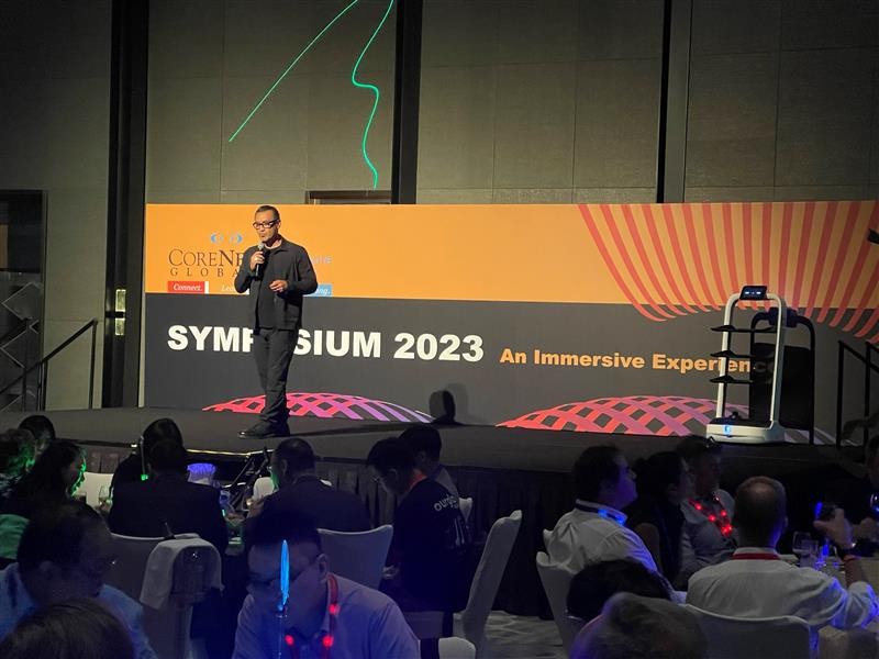 Revolutionizing Corporate Real Estate with Immersive Technologies: A ... Revolutionizing Corporate Real Estate with Immersive Technologies: A ...