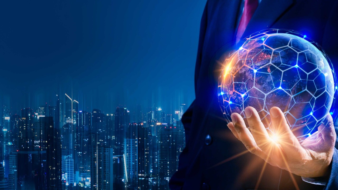 AI and 5G: Accelerating Connectivity and Innovation AI and 5G: Accelerating Connectivity and Innovation