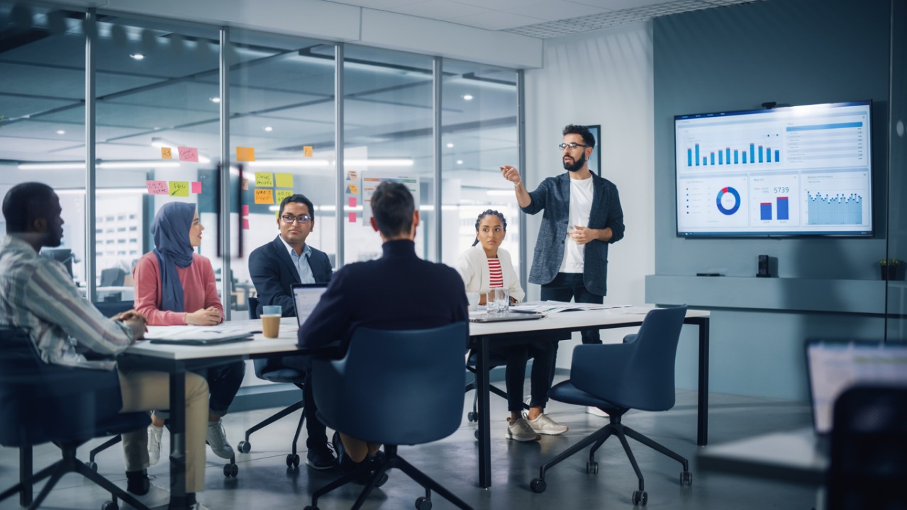 How to Develop a Data Strategy Roadmap to Modernize Your Data and Analytics How to Develop a Data Strategy Roadmap to Modernize Your Data and Analytics