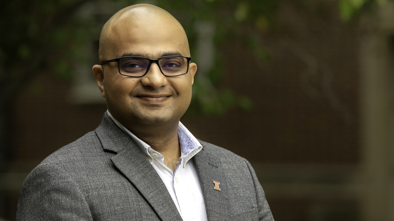 Leveraging AI to improve business collaboration and make teams smarter Leveraging AI to improve business collaboration and make teams smarter