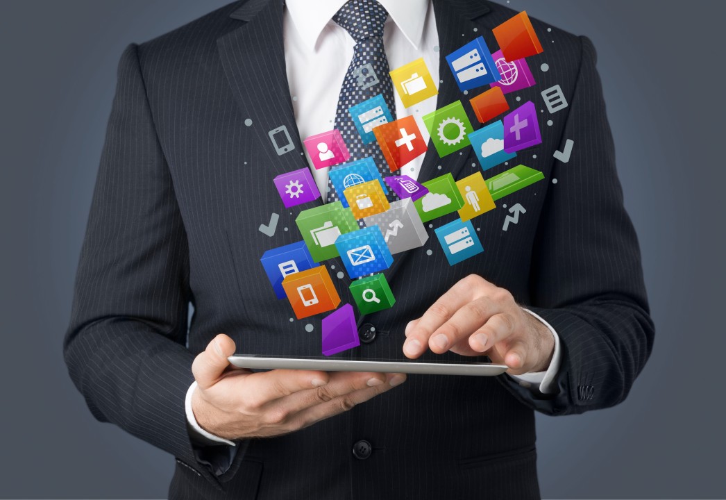 The Future of Social Commerce: Integrating Sales and Social Media The Future of Social Commerce: Integrating Sales and Social Media
