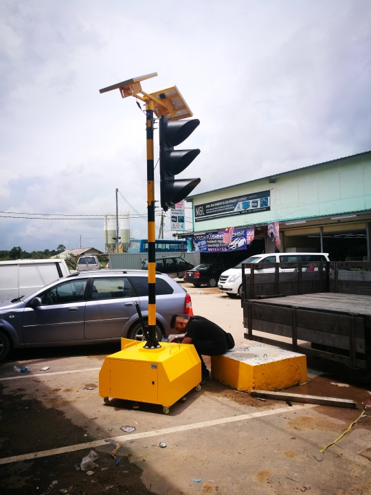 Difficulties and crux of the development of intersection signal control ... Difficulties and crux of the development of intersection signal control ...