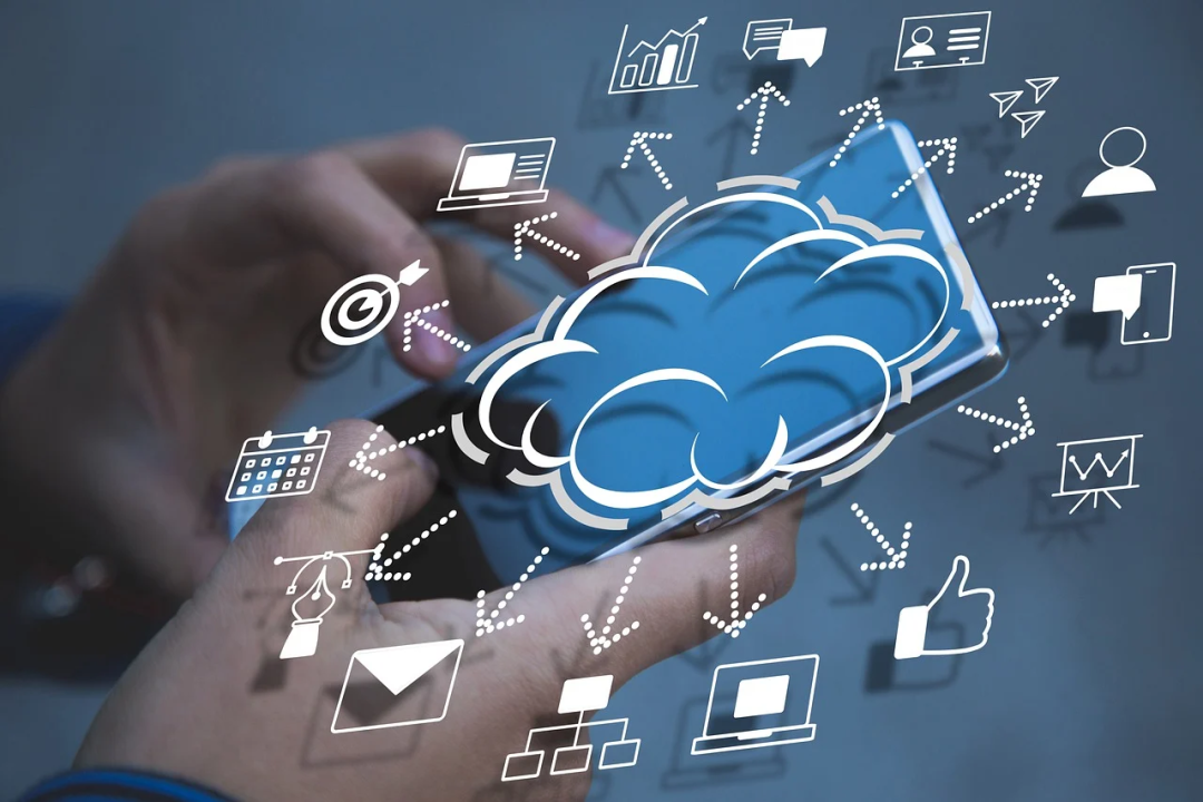 Understanding Cloud Computing: Key Benefits & Challenges Understanding Cloud Computing: Key Benefits & Challenges