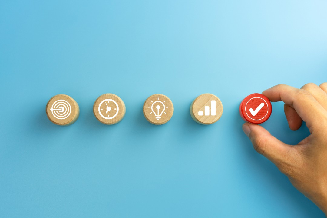 Measuring What Matters: Effective KPIs for Contact Center Scheduling Measuring What Matters: Effective KPIs for Contact Center Scheduling