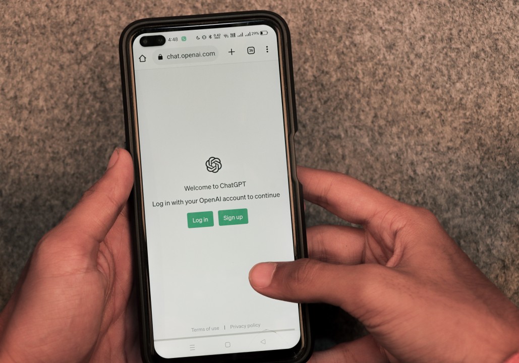 Navigating the Evolution of AI Chatbots Navigating the Evolution of AI Chatbots