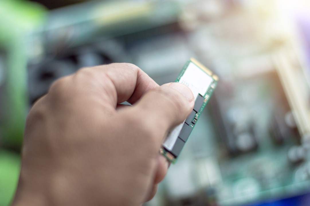 Do I Really Need Premium? Optimizing Azure Disk Expenditure Do I Really Need Premium? Optimizing Azure Disk Expenditure