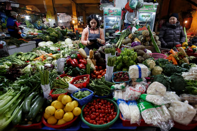 Vietnam Q2 GDP growth accelerates; inflation pressure rises Vietnam Q2 GDP growth accelerates; inflation pressure rises