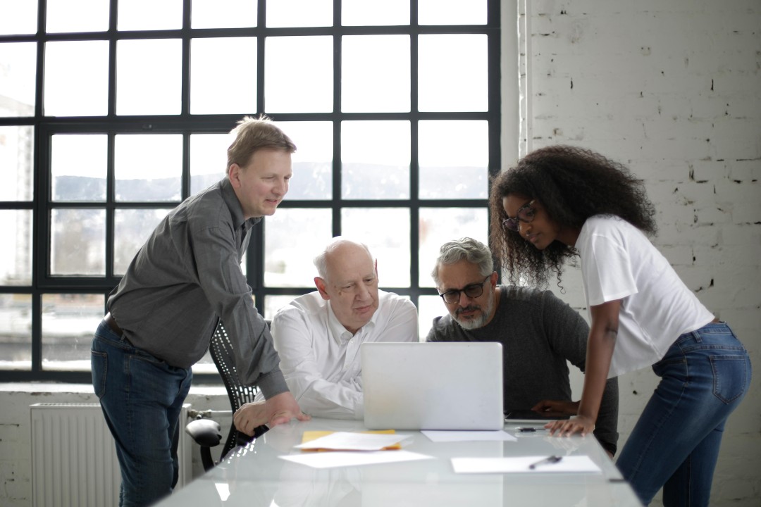 Reverse Mentoring: Bridging Generational Gaps for a Future-Ready Workforce Reverse Mentoring: Bridging Generational Gaps for a Future-Ready Workforce